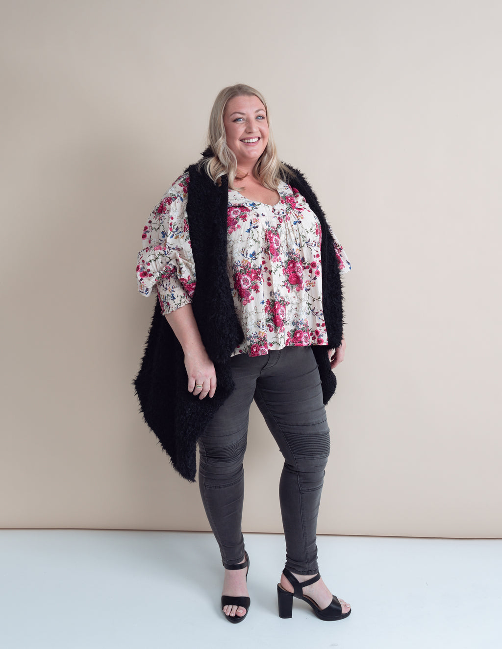 House of Lacuna ~ Siena Top in floral – KelK. Styling Fashion Events